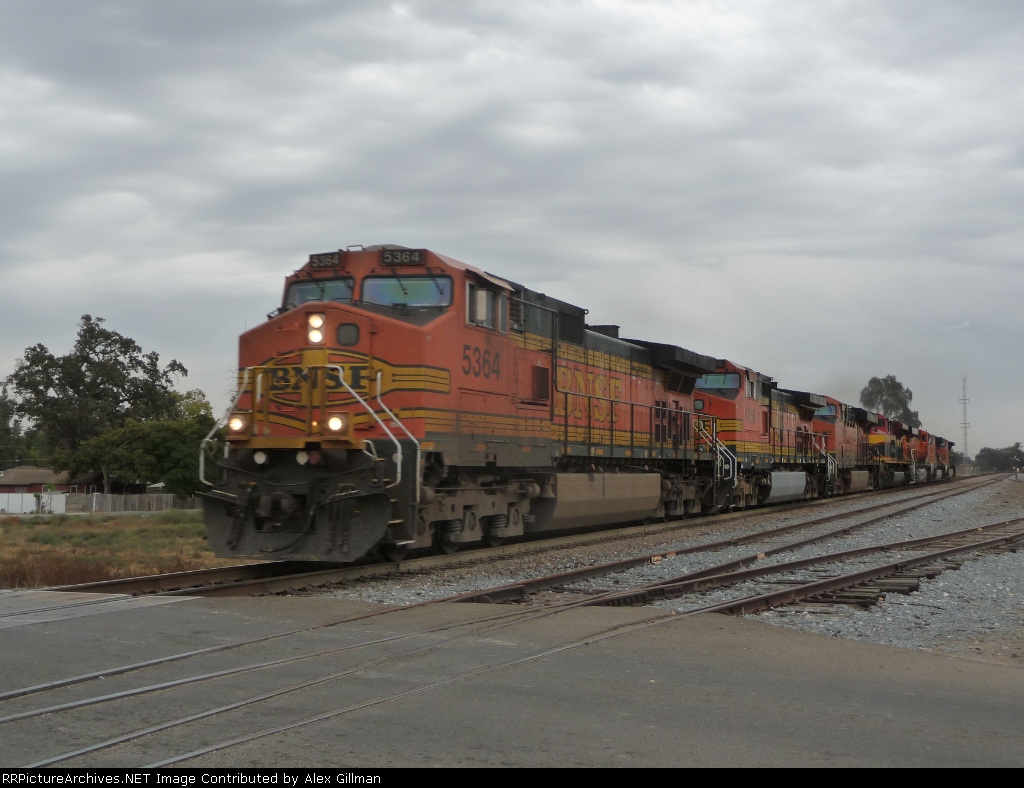 BNSF 5364 West